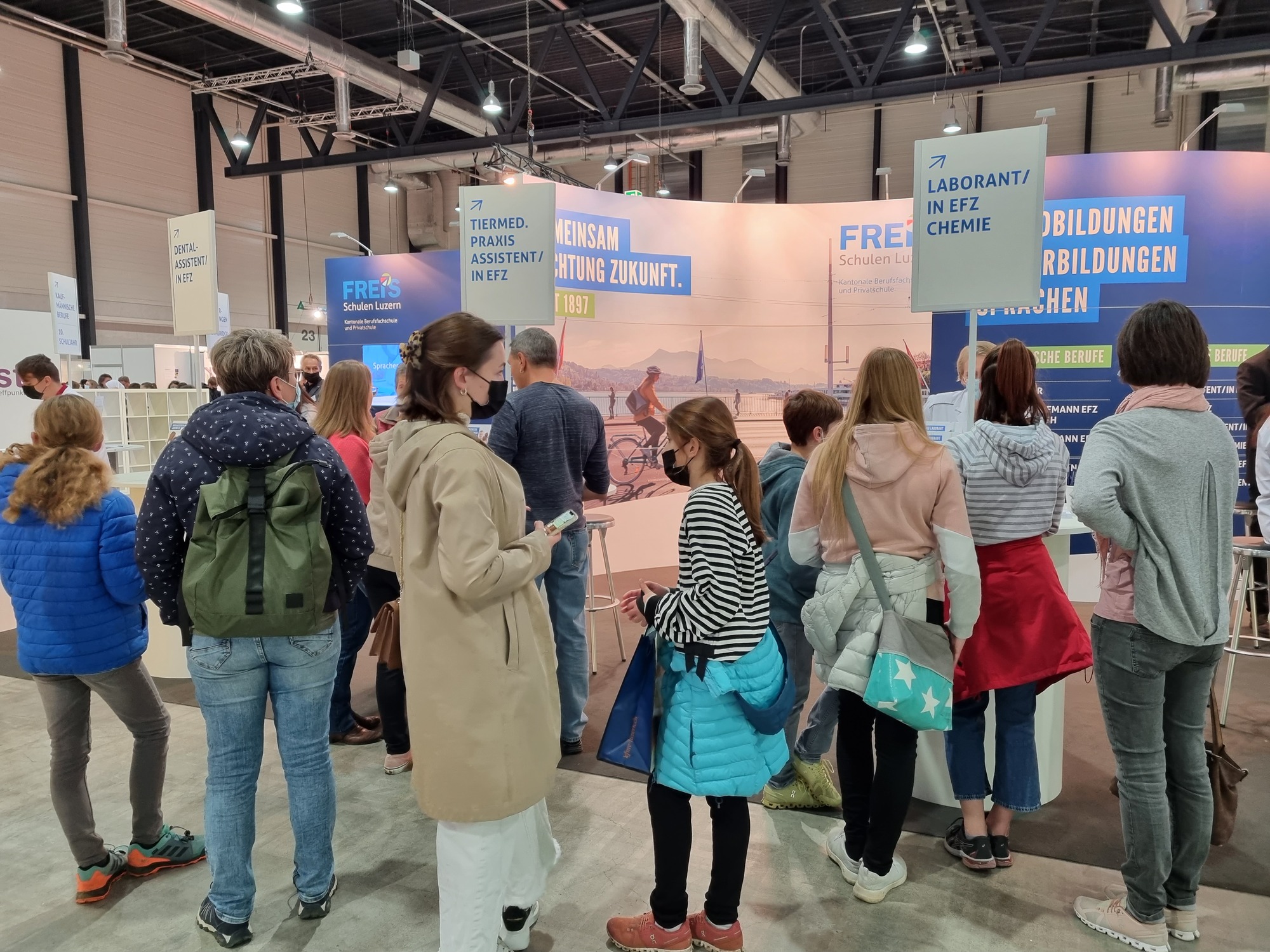 Zebi 2021 mit 2700 Kontakten an unserem Messestand